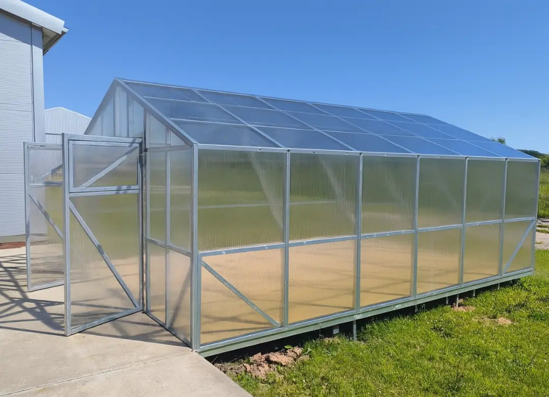 Gable Polycarbonate Greenhouse – TIM-DAM