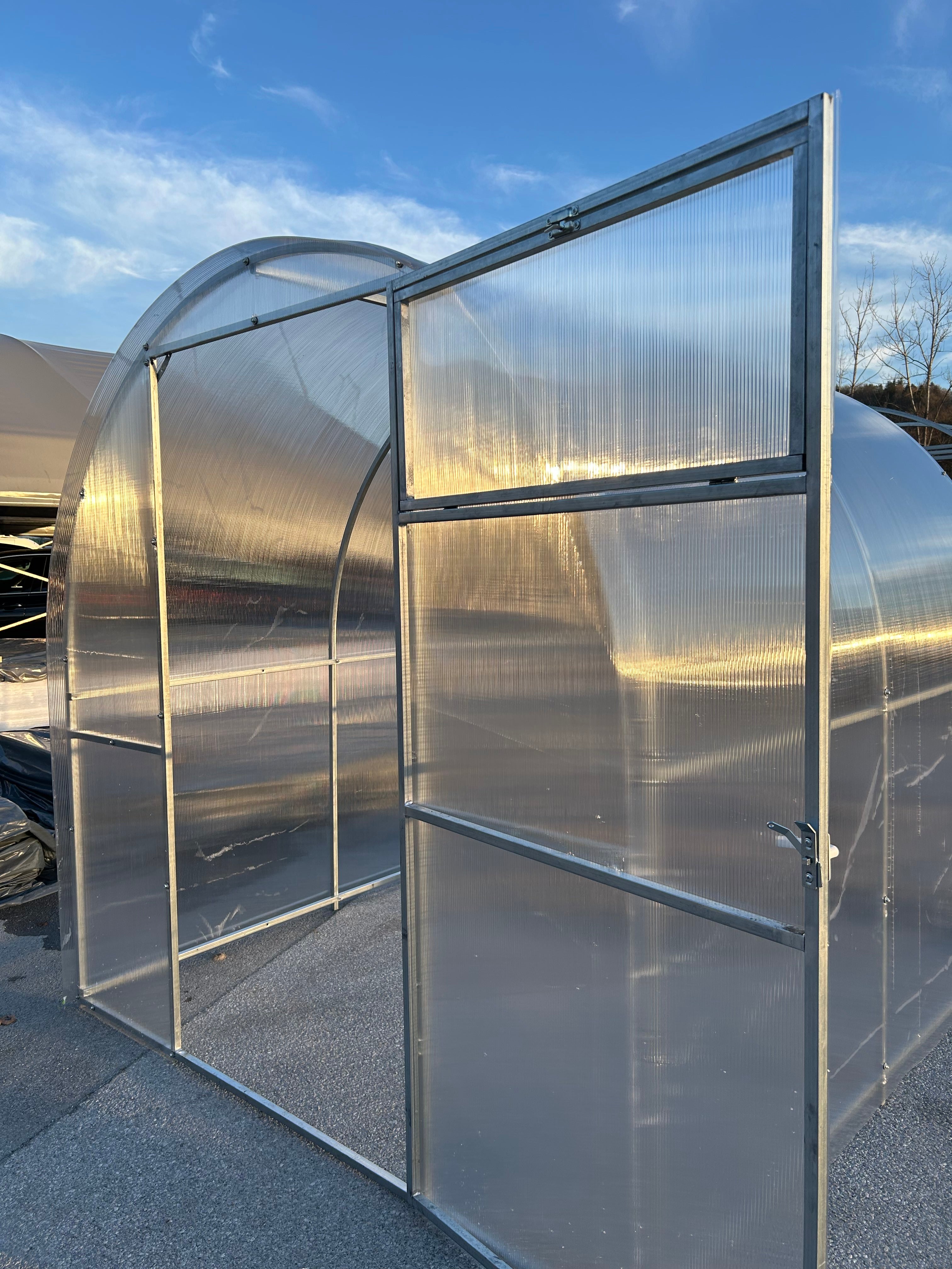 Kakovostni Rastlinjaki iz Polikarbonata v Sloveniji na Tim-Dam.com ...